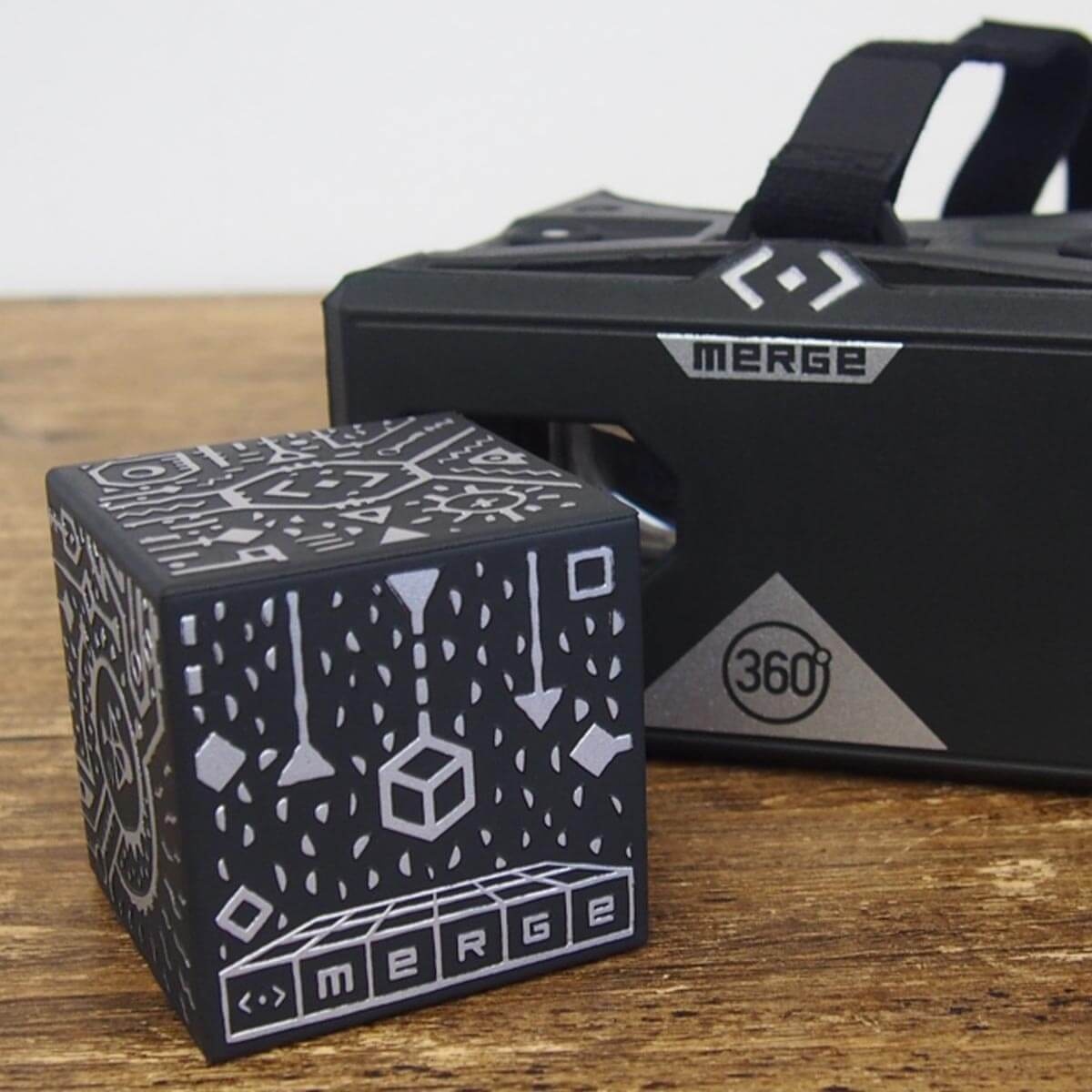 Merge Cube - Merge Goggles - Augmented reality glasses - Holographic ...